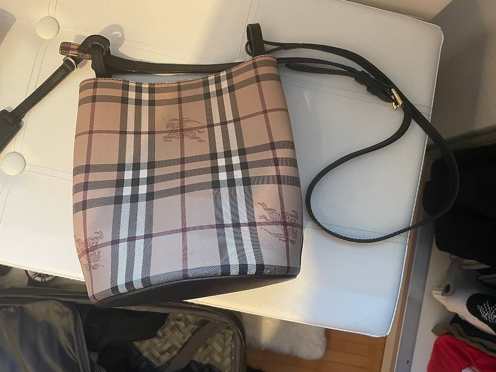 Burberry Tasche Original im Kanton Zürich - tutti.ch