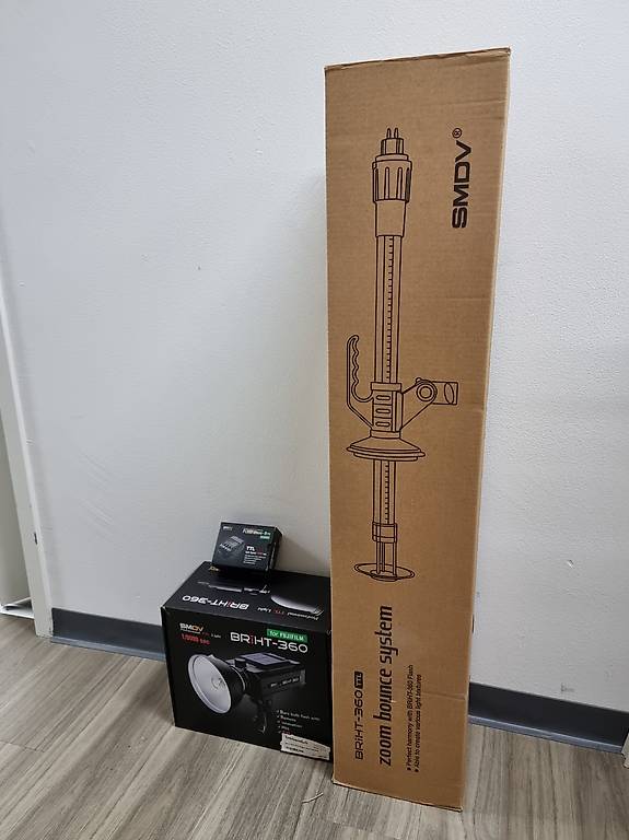 SMDV B360 Batterie-Blitzgerät Fotostudio mit Zoom Softbox Cantone Zurigo - tutti.ch