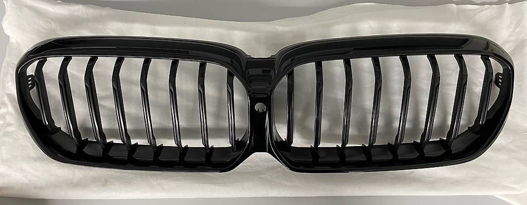 BMW Ziergitter/Nieren schwarz im Kanton St. Gallen - tutti.ch