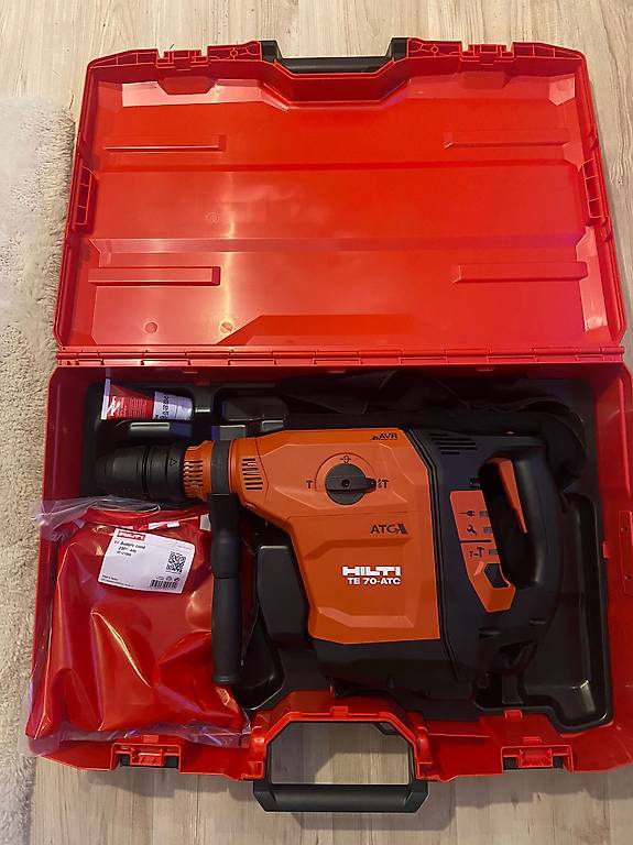 Perforateur Burineur/Bohrhammer Hilti TE 70 ATC AVR neuf im Kanton Waadt - tutti.ch