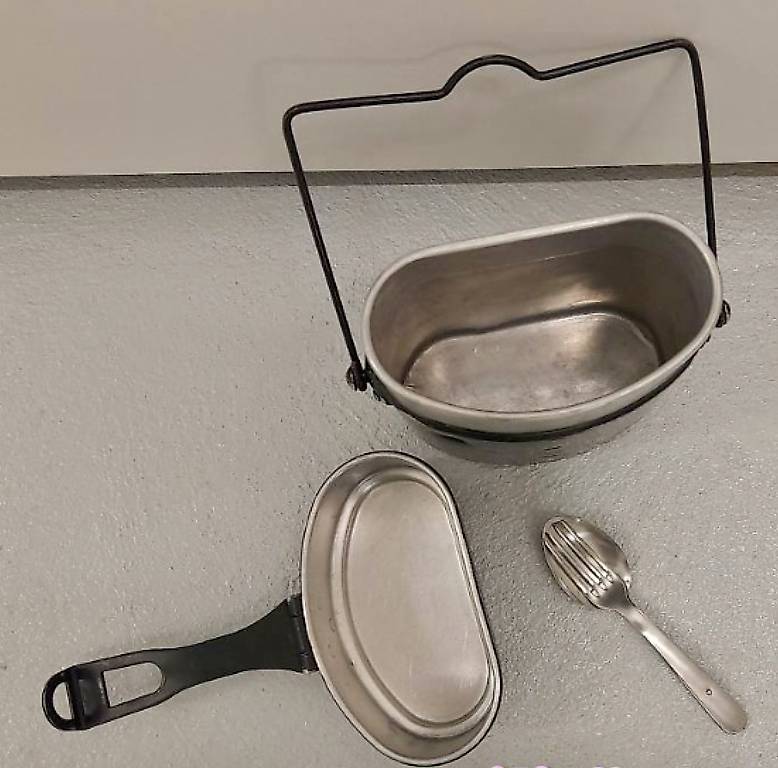 Schweizer Armee Gamelle inkl. Besteck Canton Argovie - tutti.ch