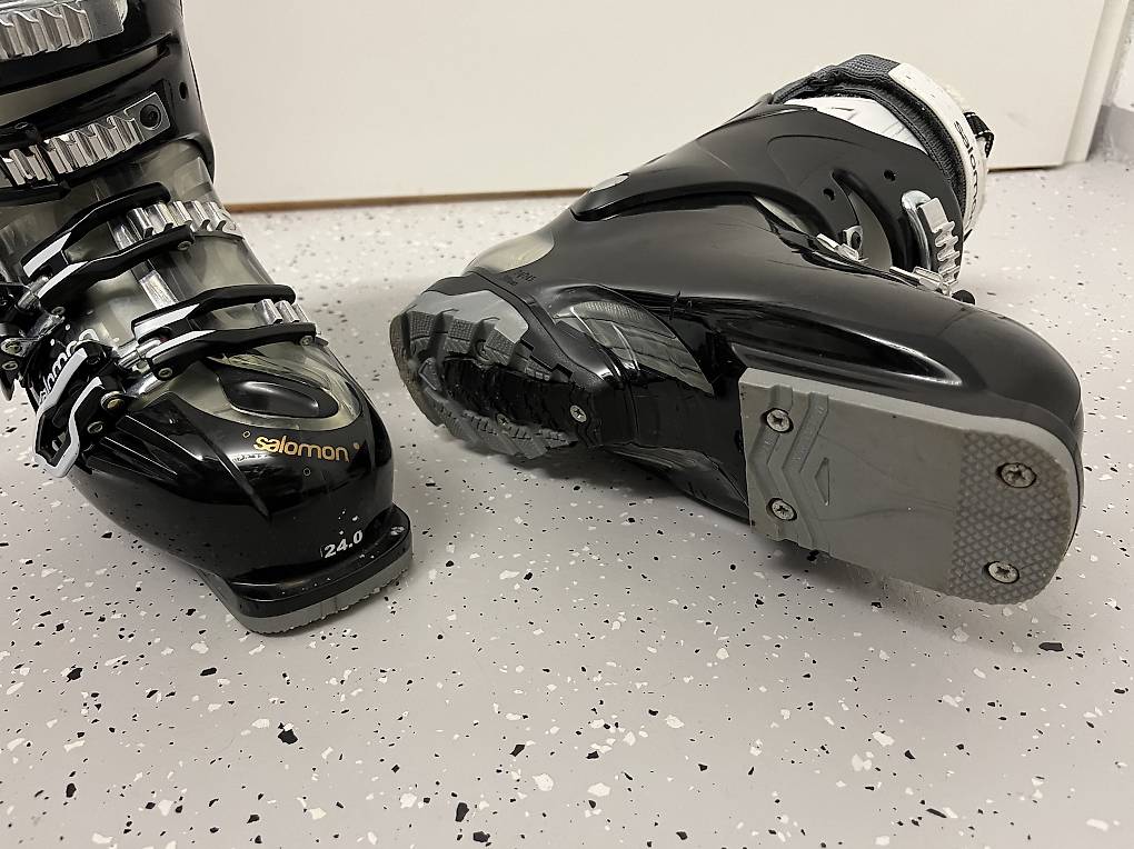 Salomon RS 75W Skischuhe Damen Gr 24.0 NEU im Kanton Aargau tutti.ch