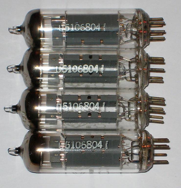 4 Röhren / Radioröhren E90CC, Telefunken Canton Berne - tutti.ch