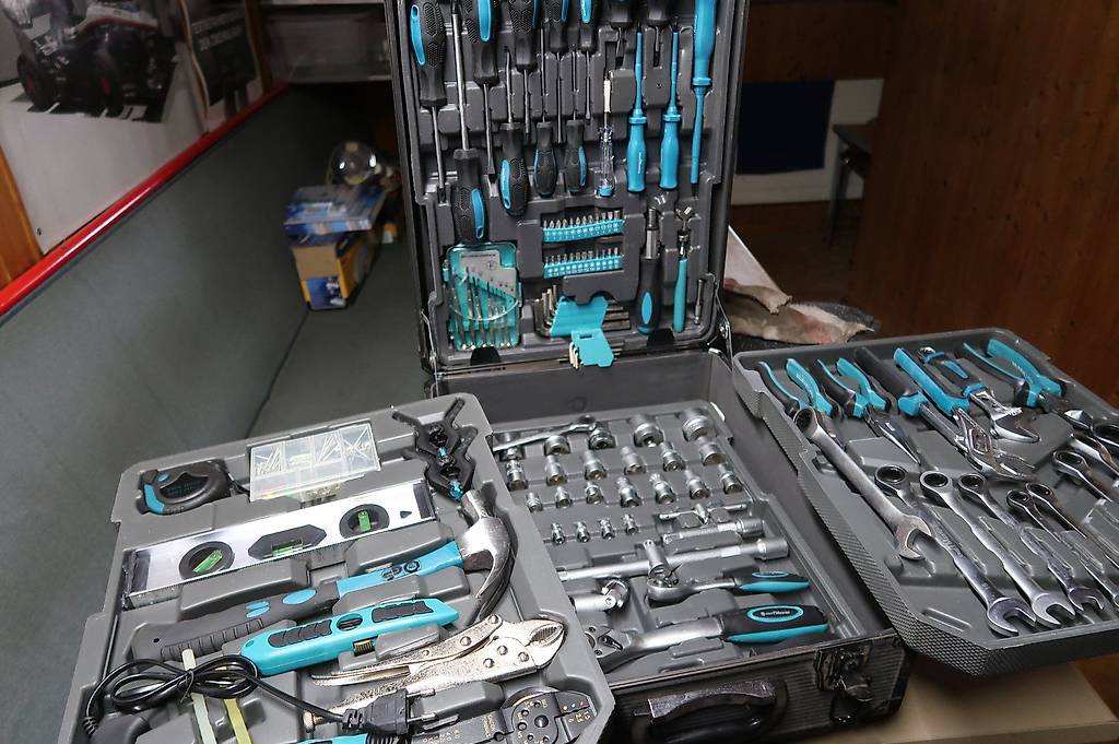 Werkzeug Trolley Kraft TM Meister im Kanton Aargau - tutti.ch