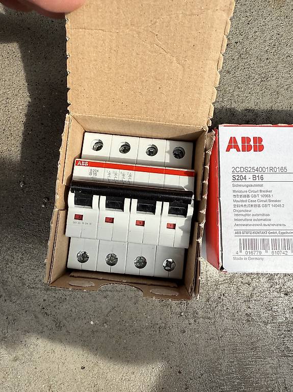 ABB S204-B16 Leitungsschutzschalter (4-polig, 16A) im Kanton St. Gallen - tutti.ch