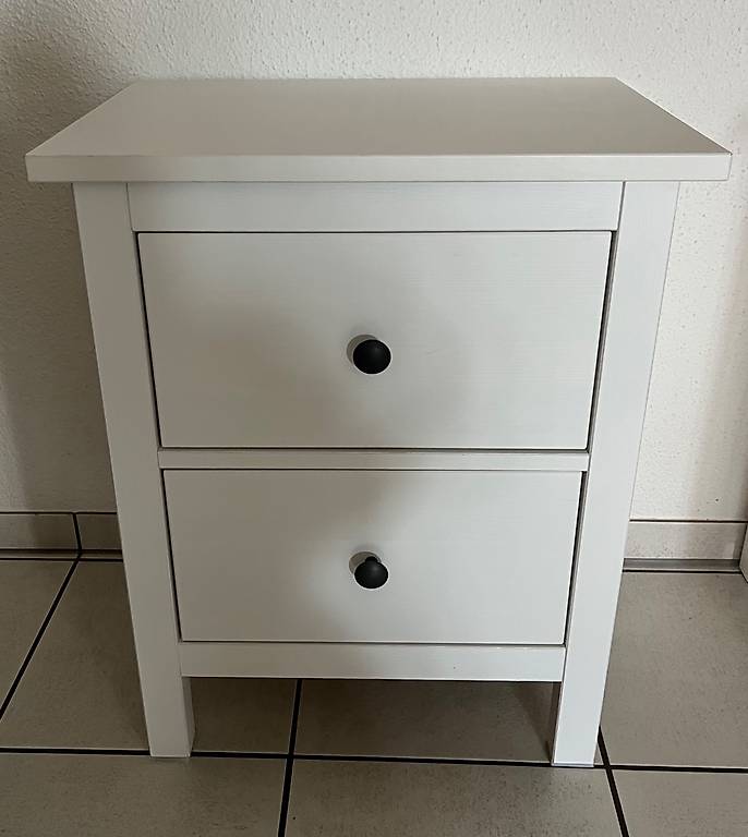 Nachttisch "Hemnes" im Kanton Bern - tutti.ch