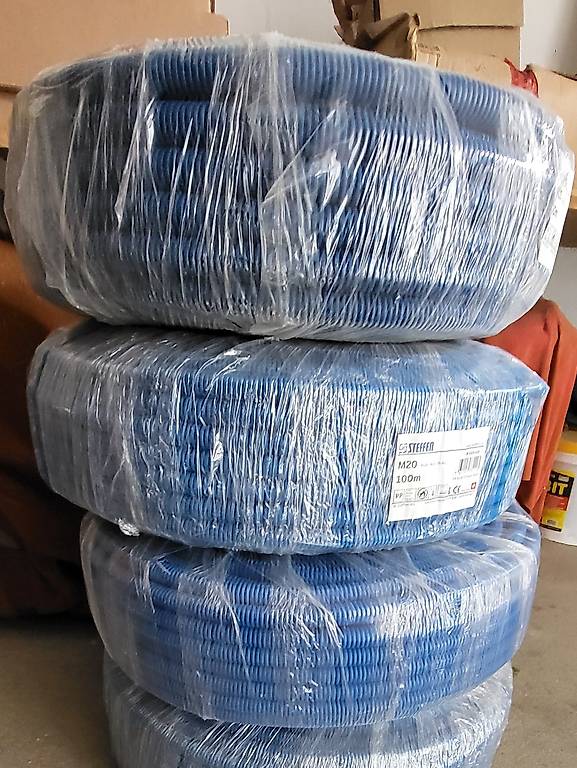 Zu verkaufen Installationsrohr flex M20 und M25 im Kanton Aargau - tutti.ch