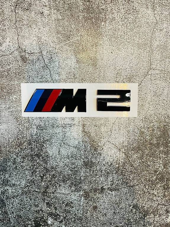 BMW M2 Emblem Logo Schriftzug NEU in Schwarz im Kanton Solothurn - tutti.ch