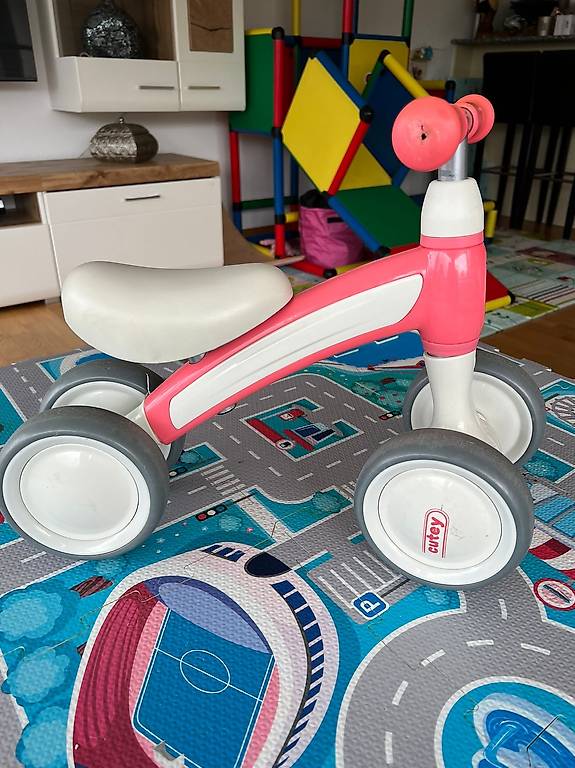 QPlay Cutey Laufrad Rot im Kanton Schaffhausen - tutti.ch