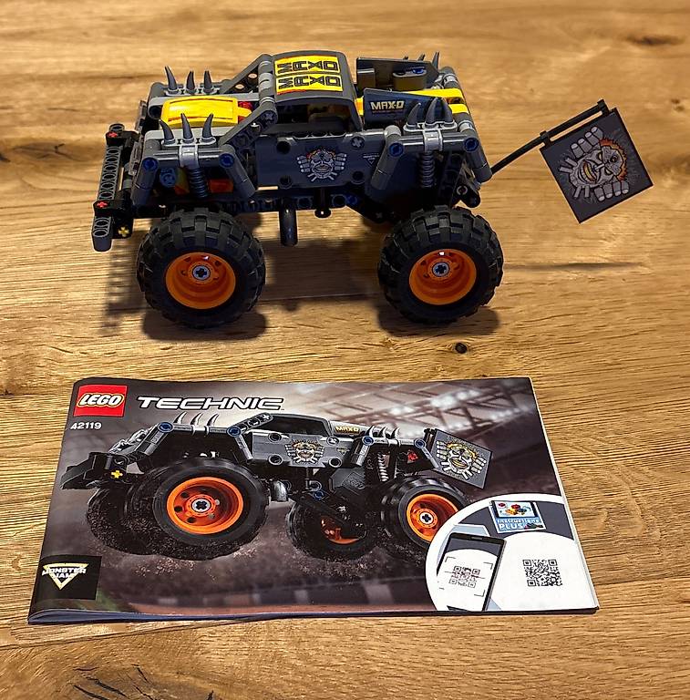 LEGO Technic Monster Jam Max-D (42119) im Kanton St. Gallen - tutti.ch