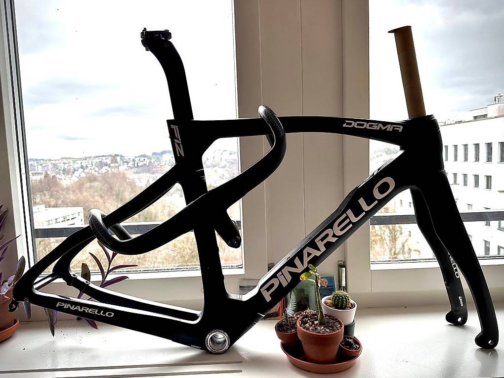 Pinarello Dogma F12 - High-End Frame - Size 50 - 2023 im Kanton Zürich ...