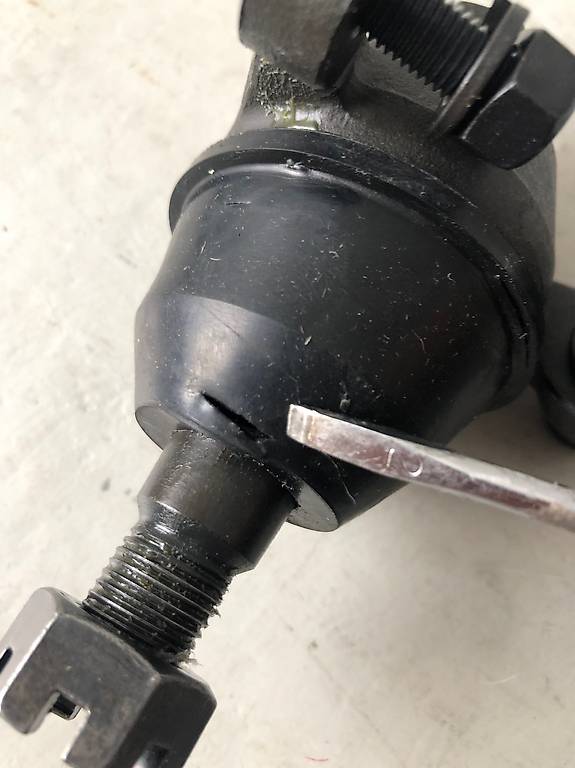 Chevrolet Corvette C2 C3 Suspension Ball Joint front lower im Kanton ...