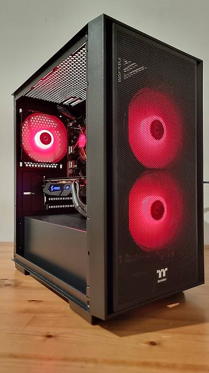 PC: i5, RX580, 16GB, SSD 512GB im Kanton Graubünden - tutti.ch