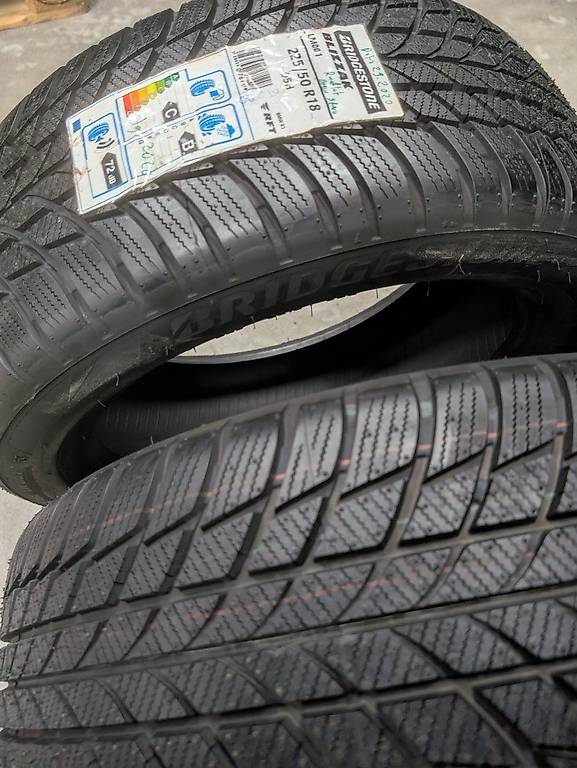 2 x Bridgestone Blizzak LM001 RunFlat im Kanton Aargau - tutti.ch