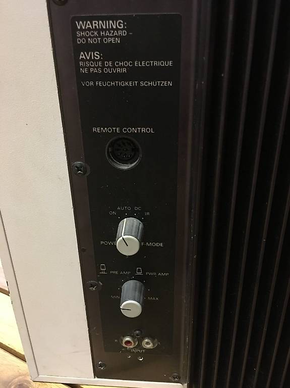 Revox Power Cube Subwoofer 400 Watt im Kanton Aargau - tutti.ch