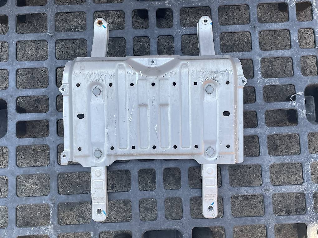 Unterfahrschutz Subaru Levorg 1.6DIT 2018 im Kanton Luzern - tutti.ch