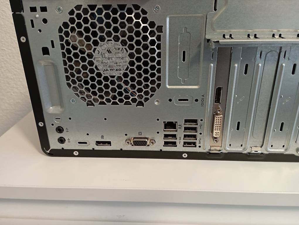 HP ProDesk 400 G4 MT, 2xSSD, Win 11 Pro, Office Pro im Kanton ...
