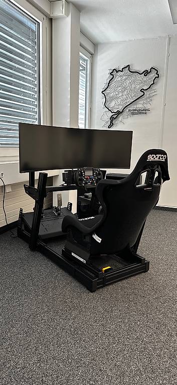 Hybracing Simracing Rig Pro+ Rennsimulator (Showroom) im Kanton St ...