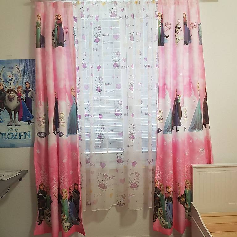 Frozen und Hello Baby Vorhänge im Kanton Zürich - tutti.ch