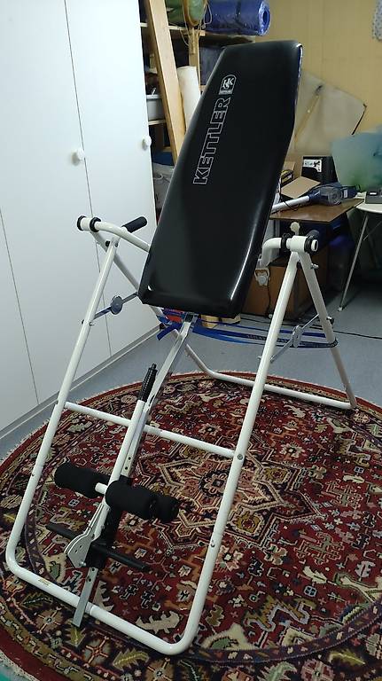 Kettler Inversion Table/Schwerkrafttrainer/Rückenentlastung im Kanton ...