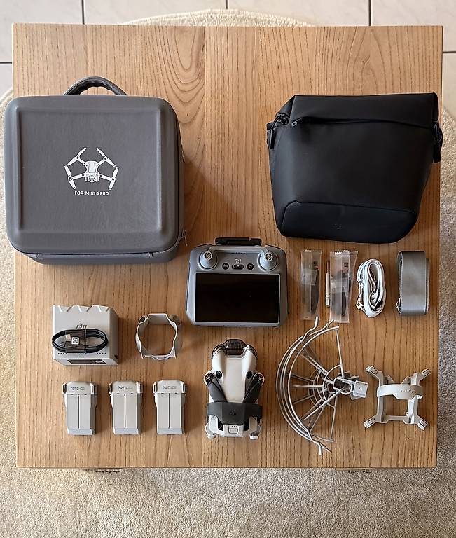 Dji mini 4 pro fly more combo, Garantie mit Zubehör Cantone Berna ...