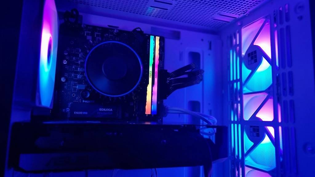 Gaming PC RX6600, Intel Gen12, 16GB RAM, 512GB im Kanton St. Gallen ...