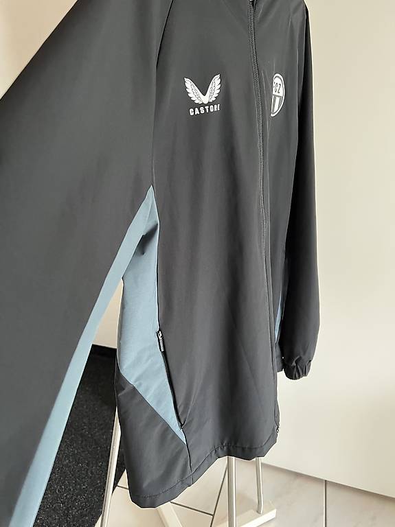 FCZ Trainingsjacke "Castore" Saison 2024/25 im Kanton Zürich - tutti.ch