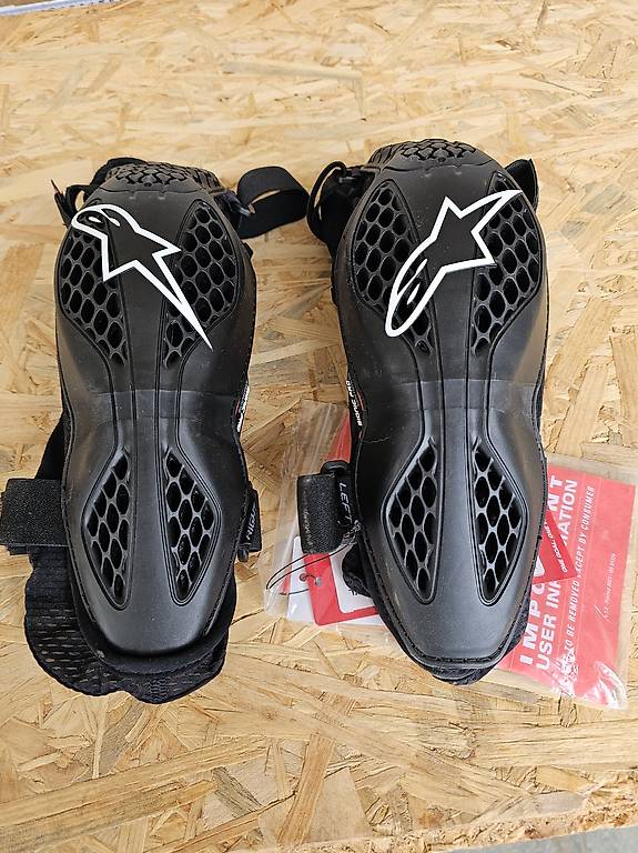 Acerbis Ellenbogen Protektor L XL im Kanton Aargau - tutti.ch