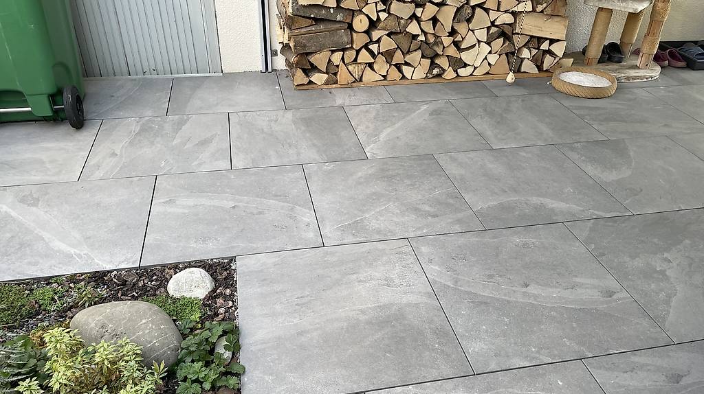 8 x Garten keramik Platten Grau 60 x 60 x 2 neu im Kanton Aargau - tutti.ch