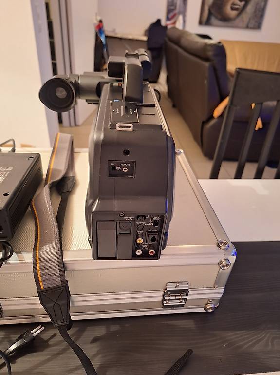 Vendo videocamera Panasonic M10 Cantone Ticino - tutti.ch