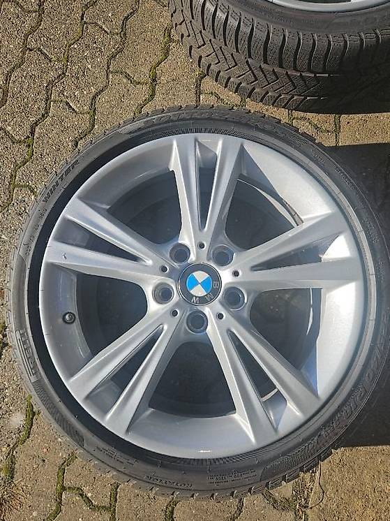 Allufelgen BMW Styling 379 18" mit Pirelli Sotto Zero im Kanton ...