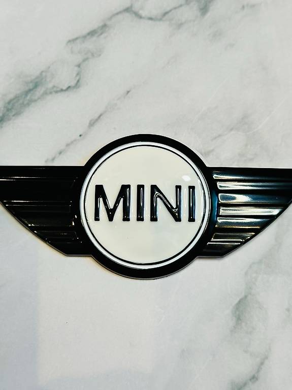 BMW Mini Logo Emblem Schriftzug Aufkleber Schwarz/Weiss NEU im Kanton ...