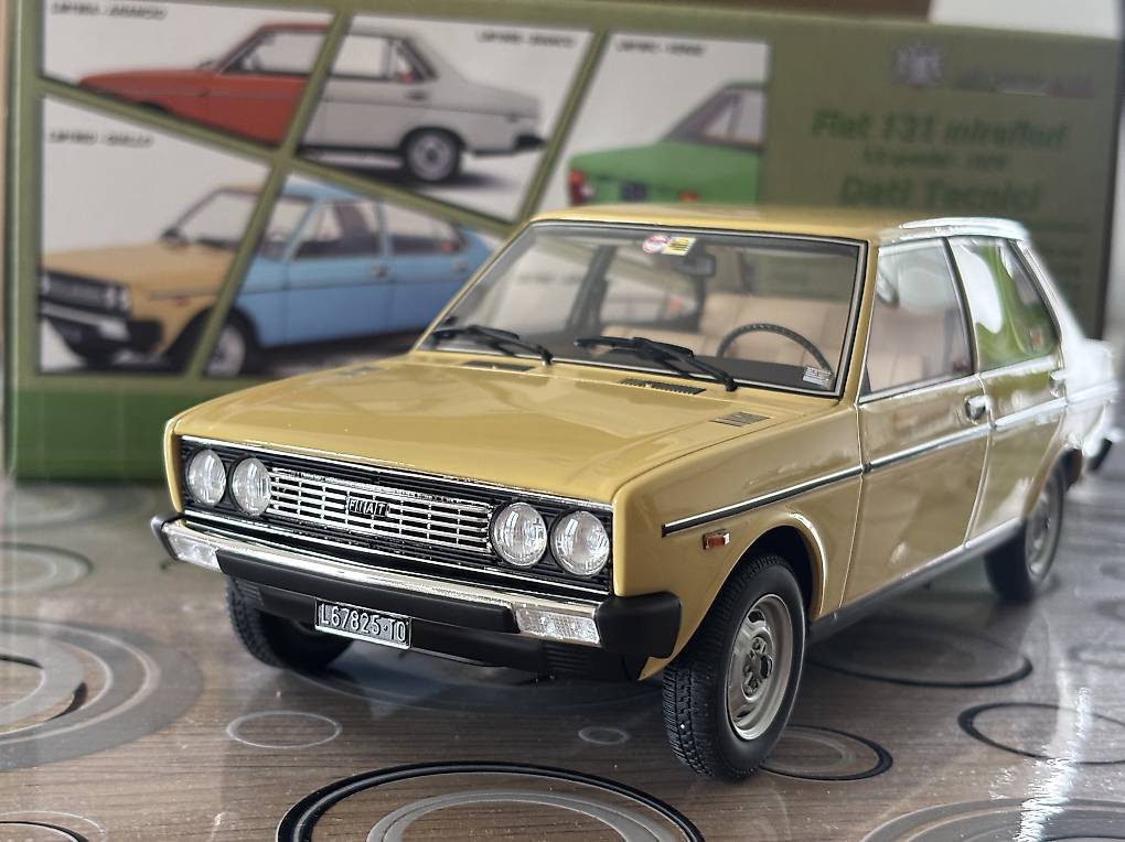 Modellino Fiat 131 scala 1/18 im Kanton Tessin - tutti.ch