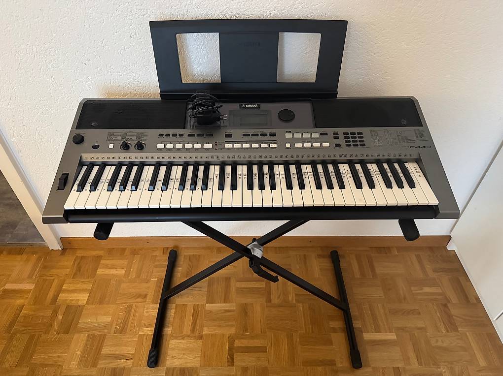 Yamaha Keyboard psr E 443 im Kanton Aargau - tutti.ch