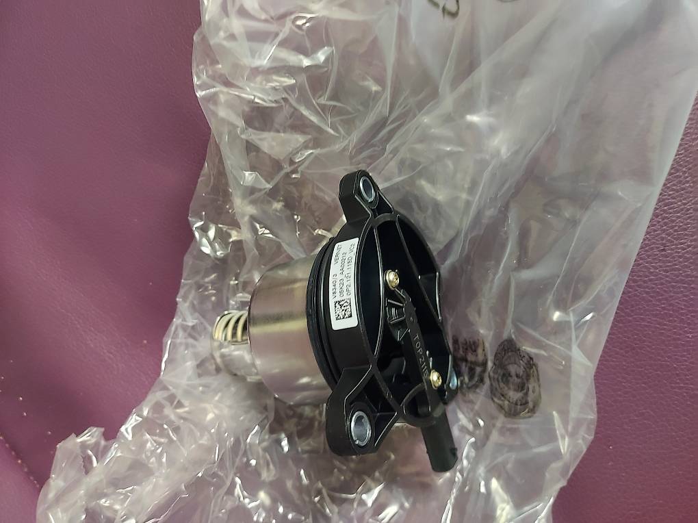 Thermostat PAB121115D Porsche Macan Cayenne Panamera im Kanton Aargau ...