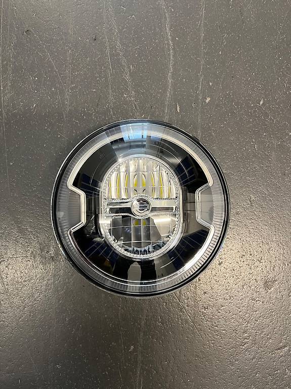 Harley-Davidson LED Scheinwerfer (7 Zoll, chrom) im Kanton Bern - tutti.ch