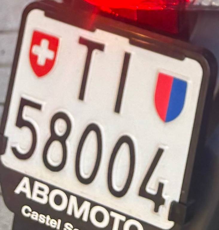Targa moto particolare Cantone Ticino - tutti.ch