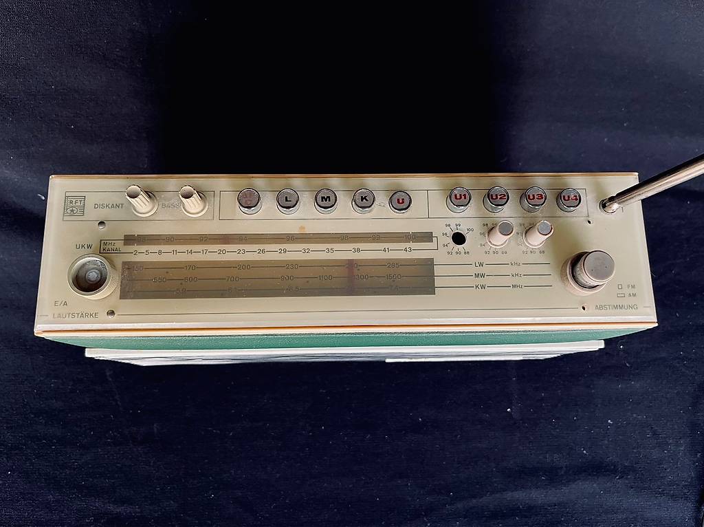 DDR Kofferradio Stern Automatik-N, R140-20, 70er im Kanton Zürich ...