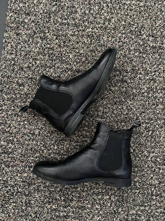Schwarze Chelsea Boots im Kanton Luzern - tutti.ch