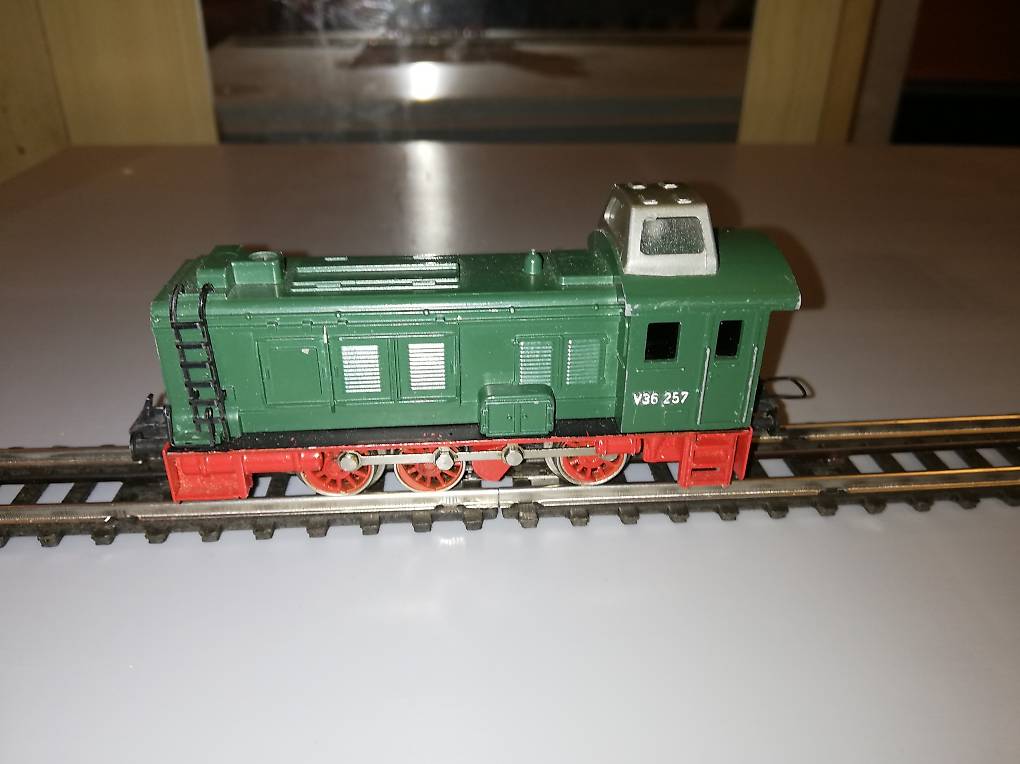 TRIX EXPRESS H0 2261 Rangierlok BR V36 257 im Kanton Zürich - tutti.ch