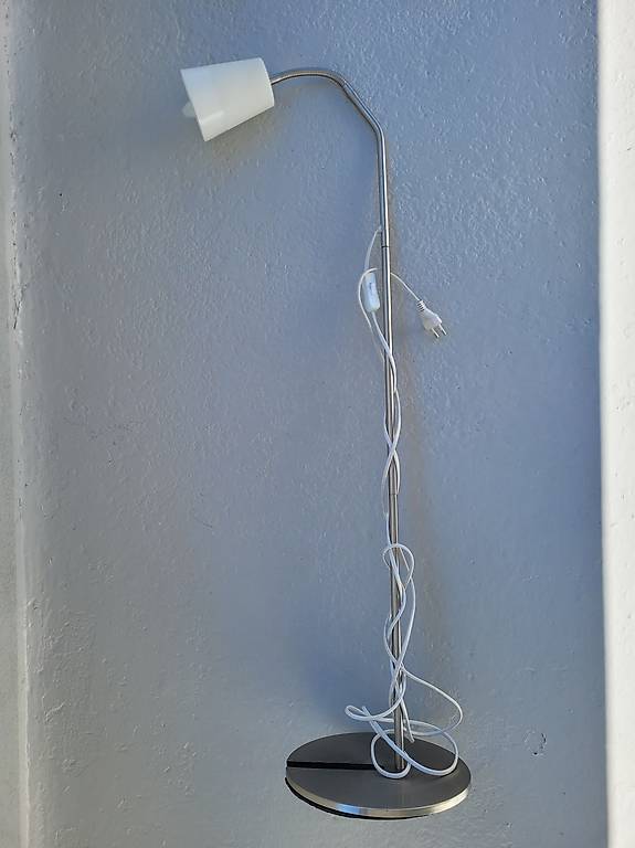 Ikea Basisk Schwanenhals Stehlampe 110cm im Kanton Zürich - tutti.ch