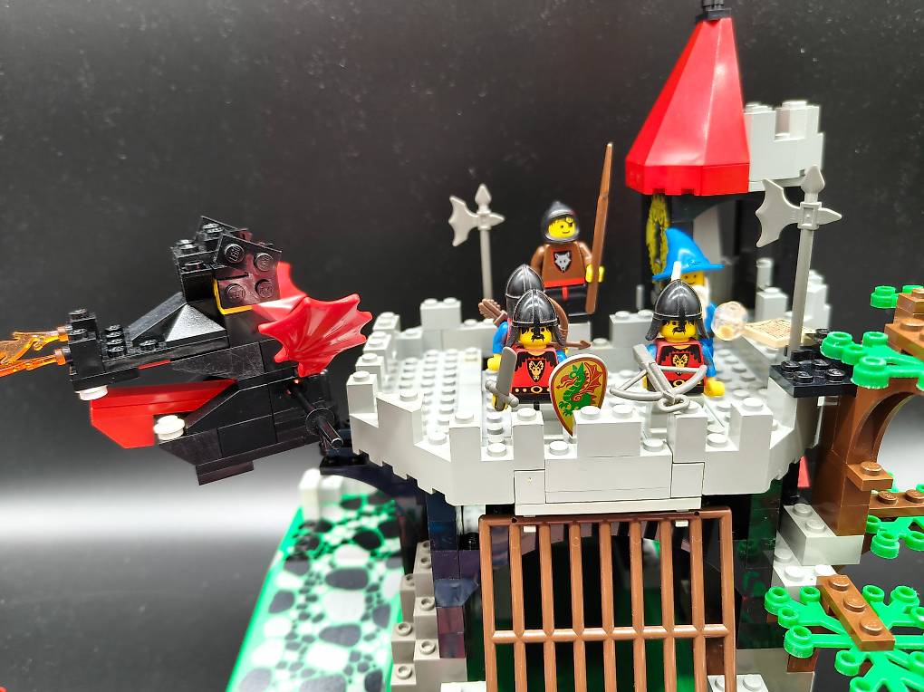 Lego 6082 Fire Breathing Fortress Ritterburg im Kanton Uri - tutti.ch