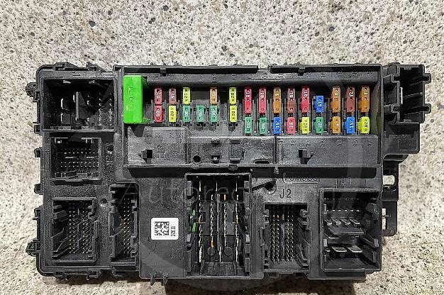 GU5T-15604-BCM Sicherungskasten, Relaisträger Ford Ranger im Kanton ...