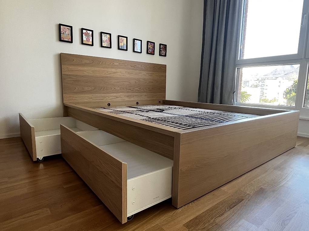 160x200cm Ikea Malm double Bed Frame with Storage Drawers im Kanton ...