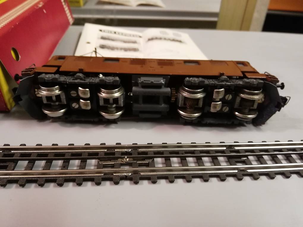 Trix Express 2236 AE 4/4 BLS 255 braun im Kanton Zürich - tutti.ch