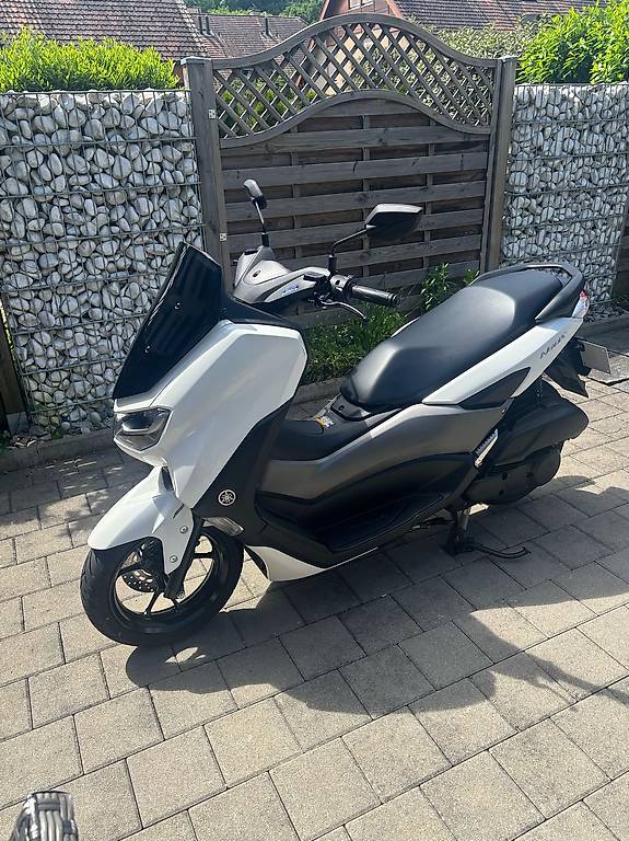 Yamaha NMAX 125 Milky White im Kanton Basel-Landschaft - tutti.ch