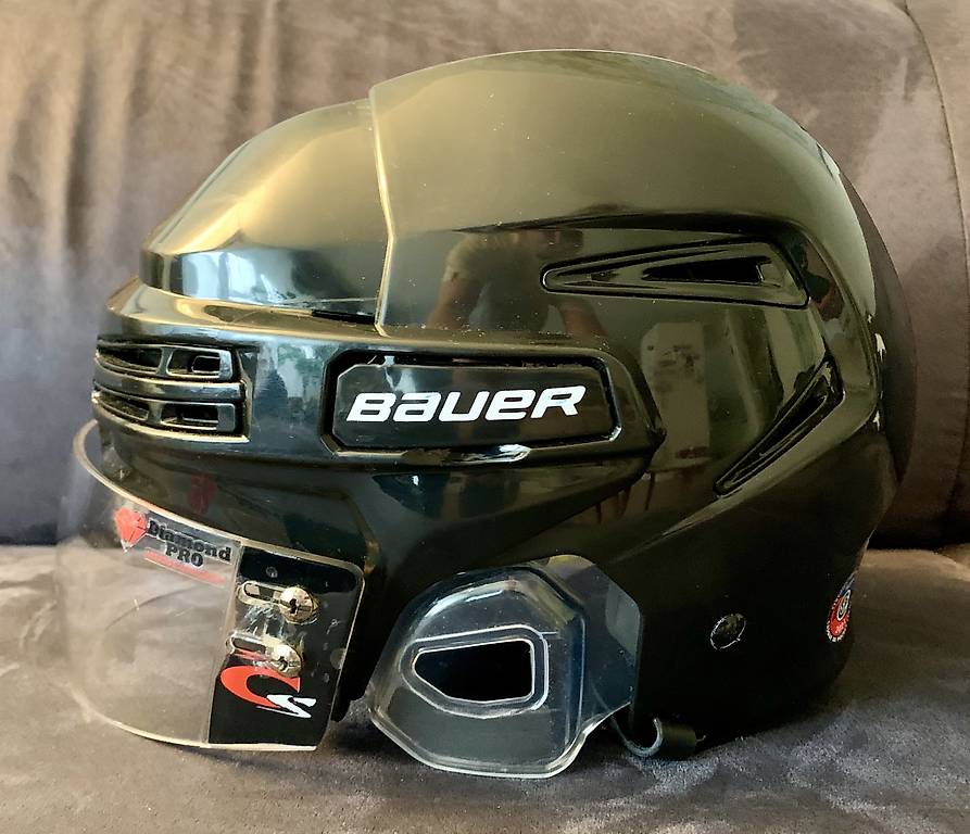 Bauer Re-Akt 75 Helm (Senior L) im Kanton Zürich - tutti.ch