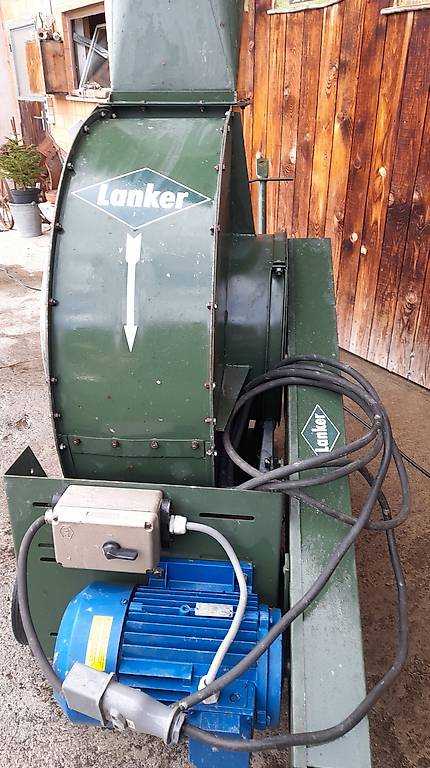 Lanker Heugebläse Kombi VX 4 mit Chasis und Deichsel im Kanton Bern ...