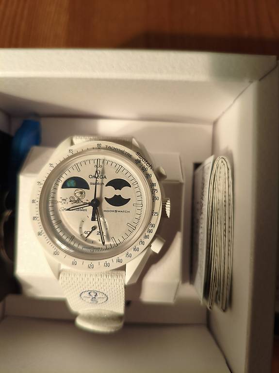 Swatch mission to earthphase moonshine gold inkl. Versand im Kanton ...