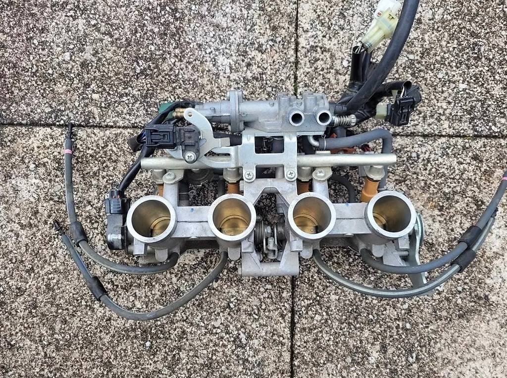 Yamaha XJ6 RJ19 Einspritzanlage im Kanton Zürich - tutti.ch